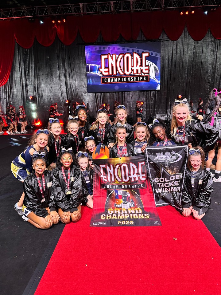 Show team registration is NOW OPEN!!
